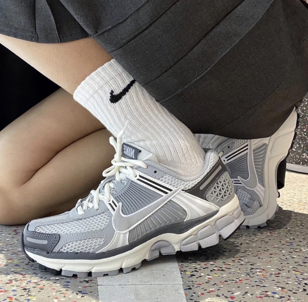 Nike Zoom Vomero 5 Pure Platinum Nike Zoom Vomero 5 Pure Platinum