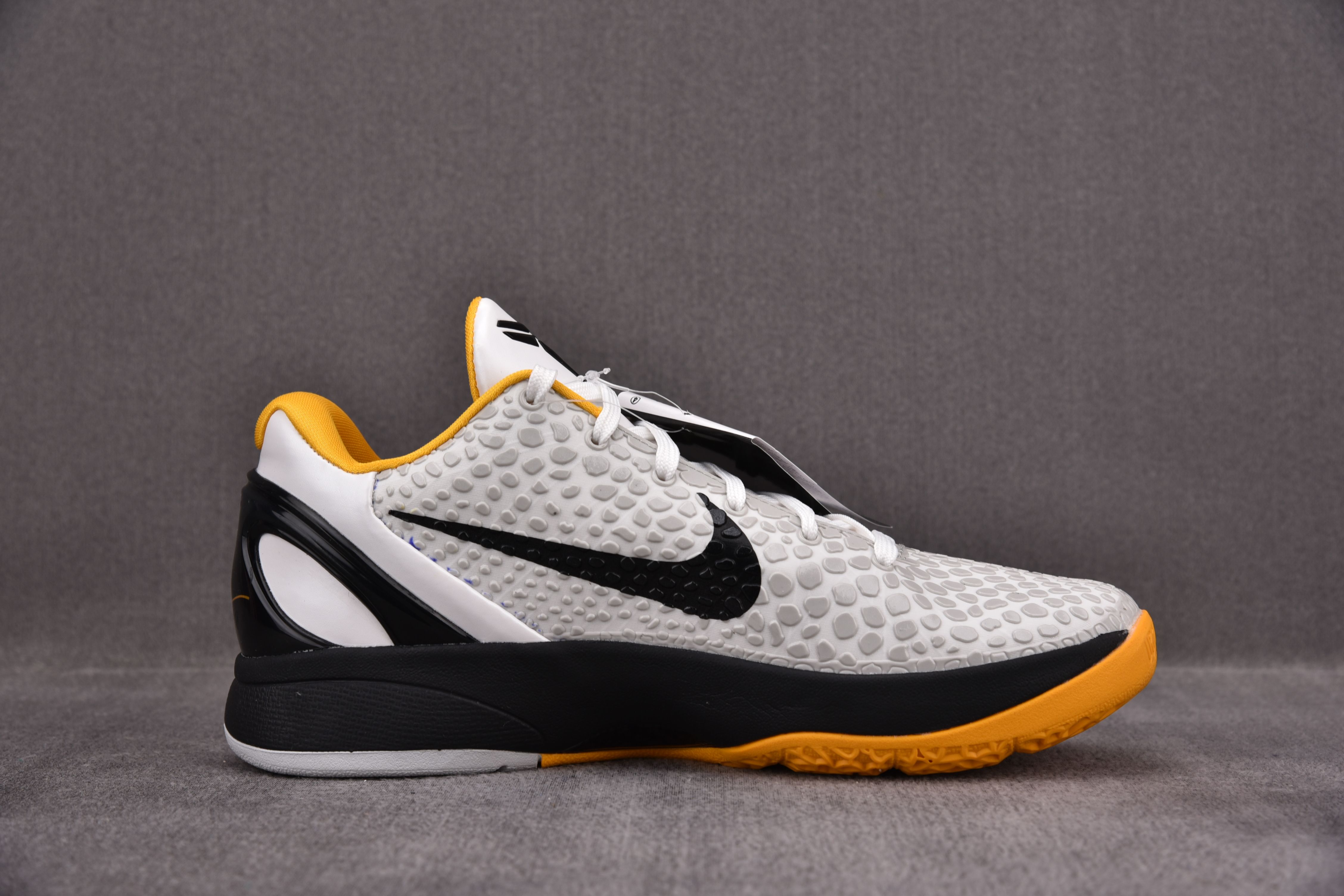 Kobe 6 Protro Playoff Pack White Del Sol