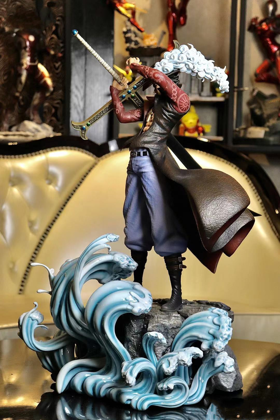 【In stock】 Dracule Mihawk-Tiny studio - weareanimecollectors