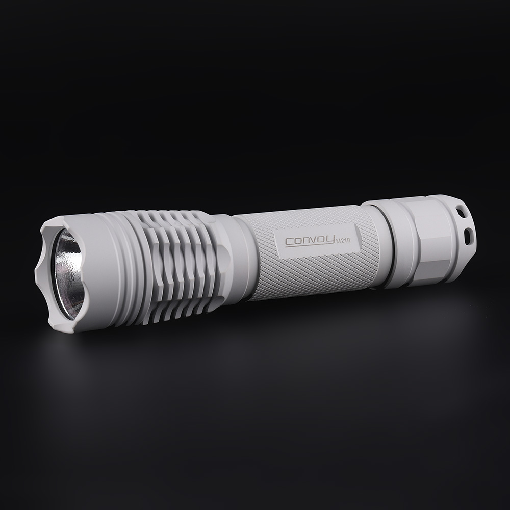 M21 series - Convoy flashlight