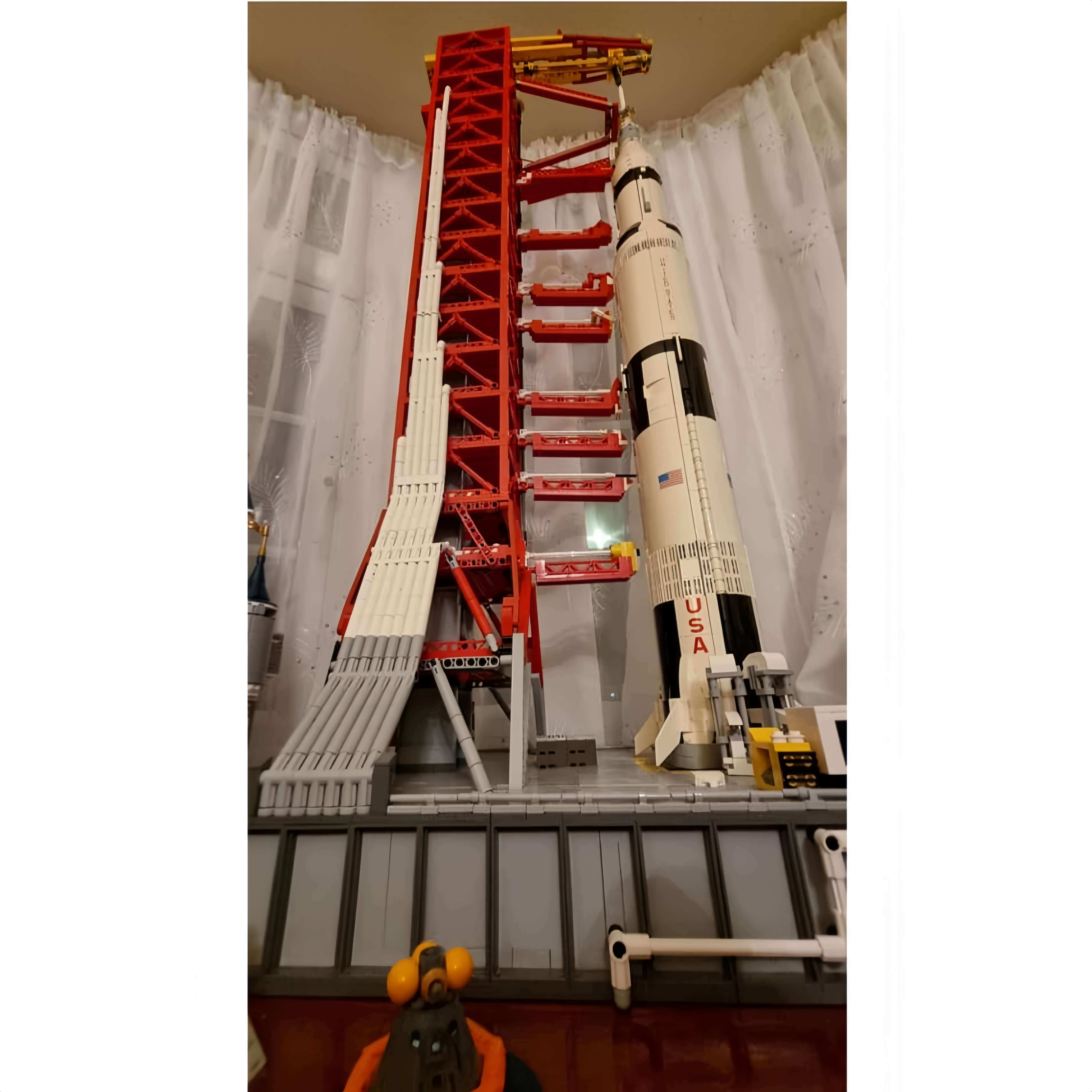 NASA Saturn-V Launch Umbilical Tower Saturn V Tower Saturn V Dimensions ...