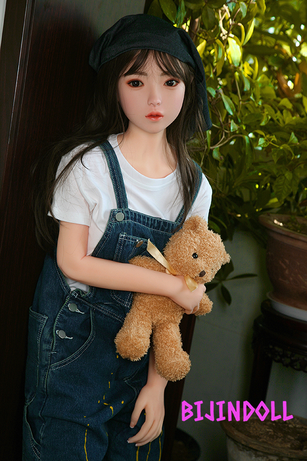 Petite slender real doll Asian young loli girl sex doll